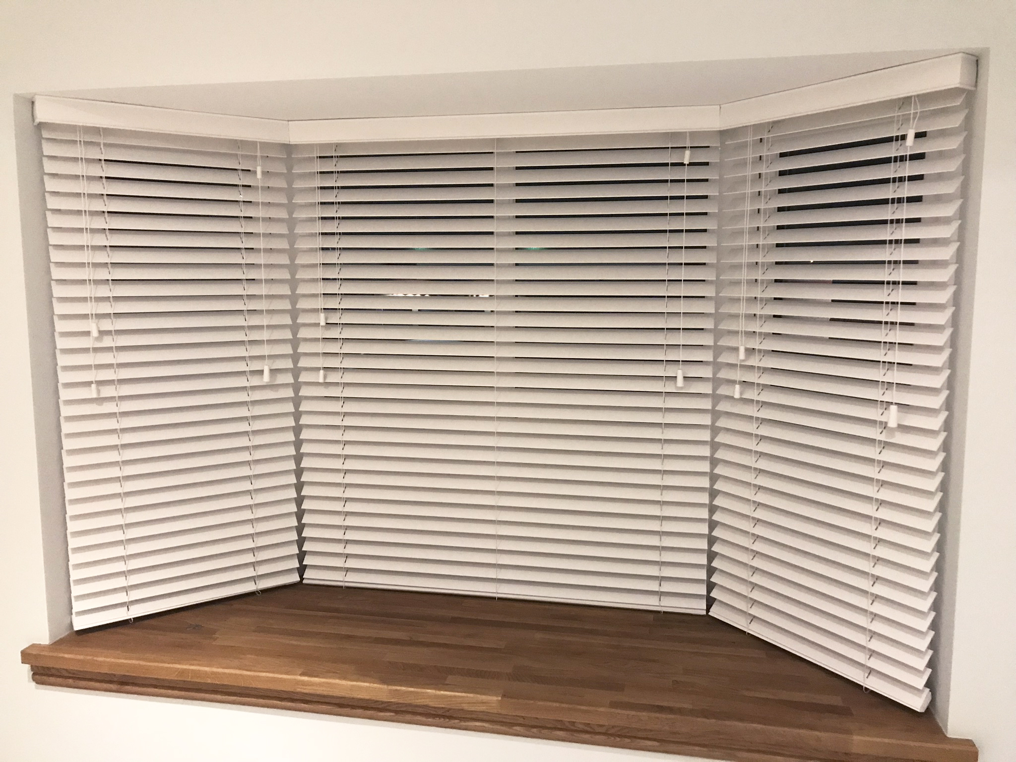 Bay window blinds | Leamington Blinds
